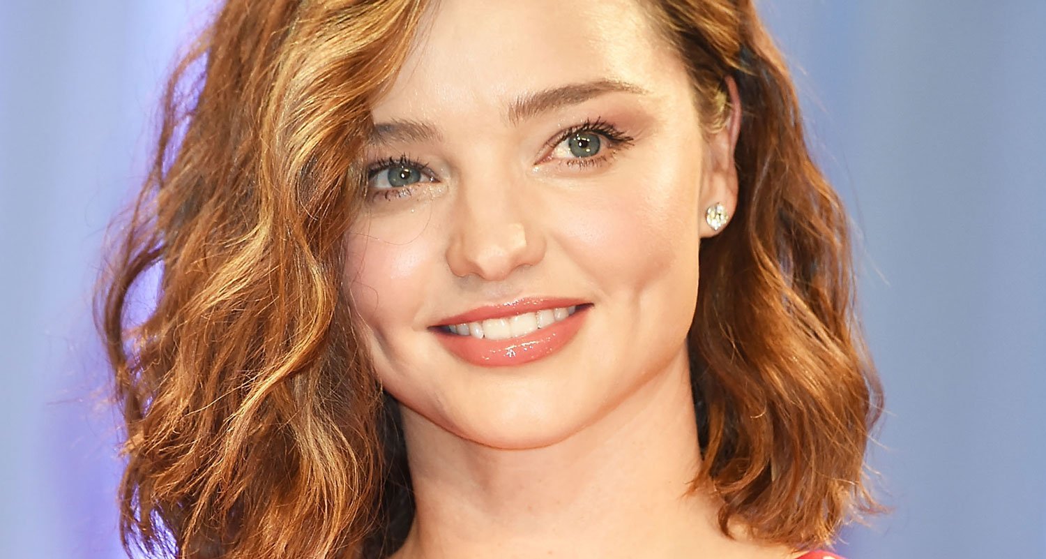 The 2 Products Miranda Kerr Swears By For Glowing Skin - Health Worlds News